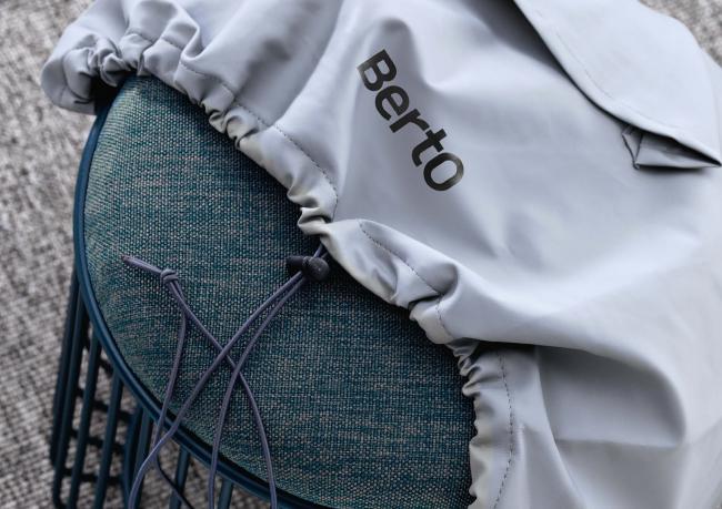 John B round sofa - BertO Sounds outdoor collection