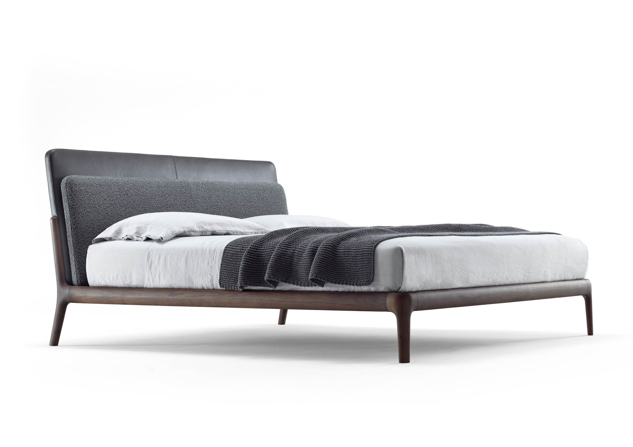 Wooden bed with padded headboard Bowery - BertO