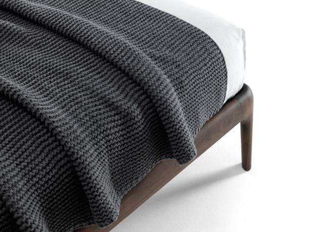 Wooden bed with padded headboard Bowery - BertO